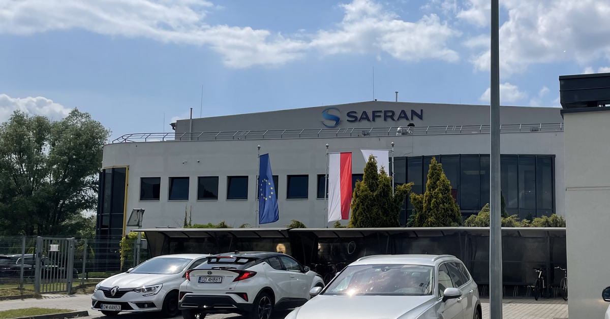 Wizyta w fabrykach SAFRAN - nowoczesne technologie na wyciagnięcie ręki ...
